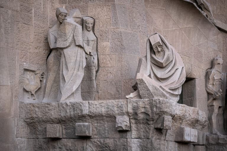 Façana de la Passió: recorregut pels últims dies de la vida de Jesús ...